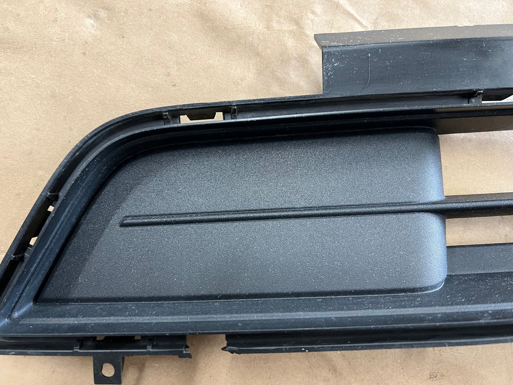 2015-2017 Ford Mustang GT Front Bumper Lower Grille Anniversary OEM