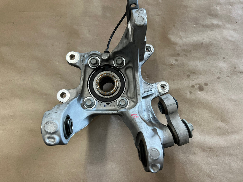 2020-2022 Ford Mustang GT500 LH Driver Side Rear Spindle Knuckle Hub - OEM